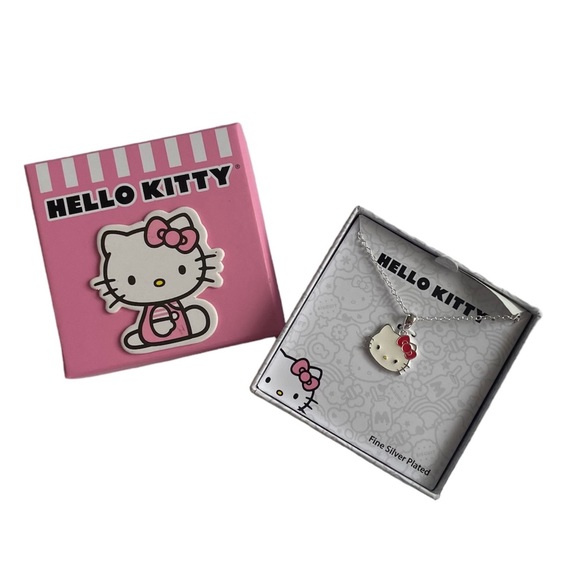 Hello Kitty | Jewelry | Dainty Silver Hello Kitty Necklace Stocking ...